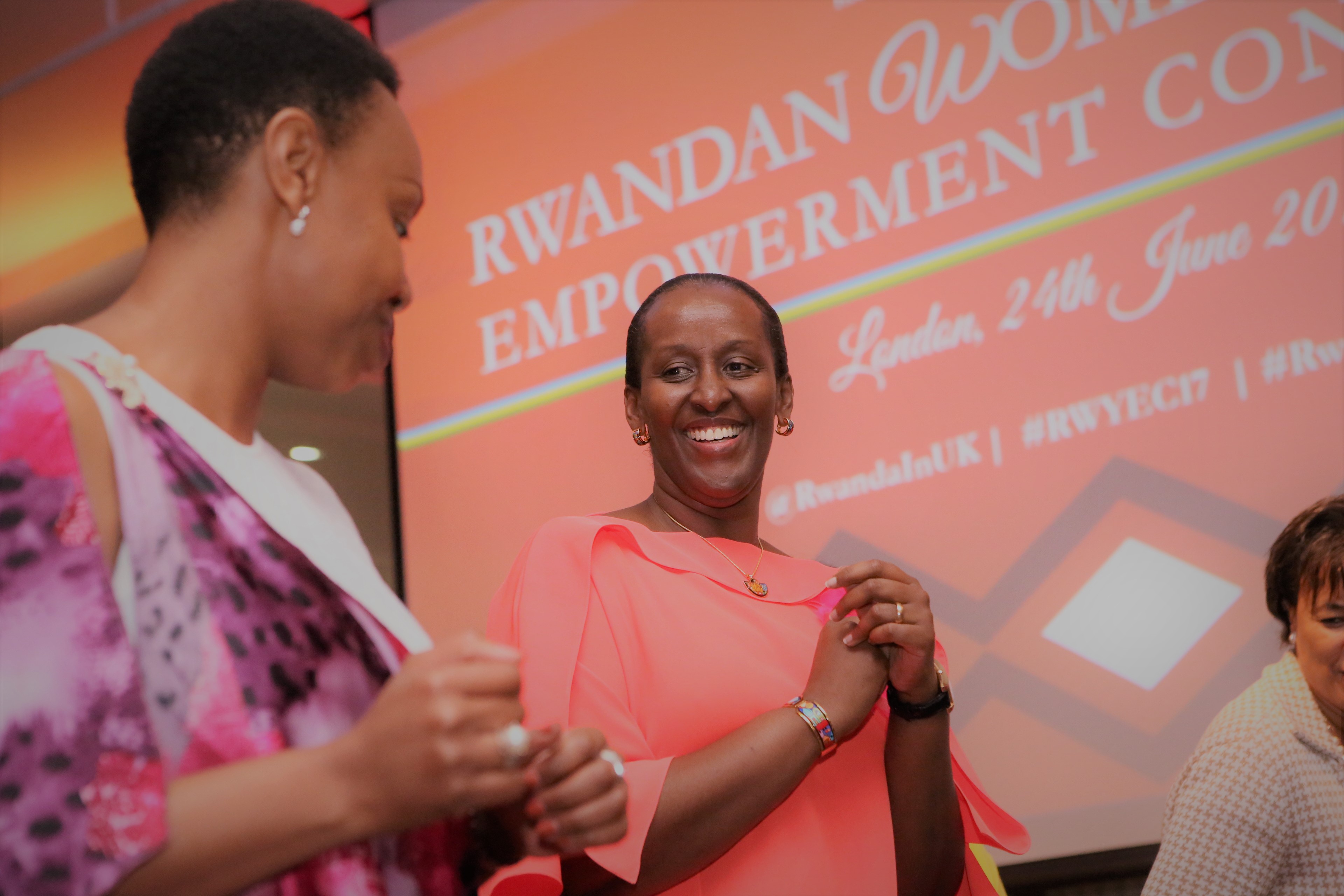 Up High, Do Not Ever Fear Holding your Rwandan Flag – Jeannette Kagame ...