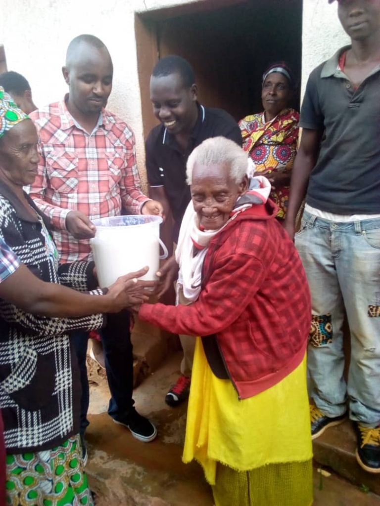 Kagame Sends Third Cow to His Granny from the South - KT PRESS