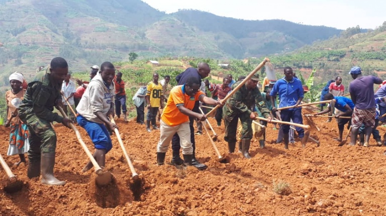 Bye Bye August: How Rwandans Embraced Umuganda – KT PRESS
