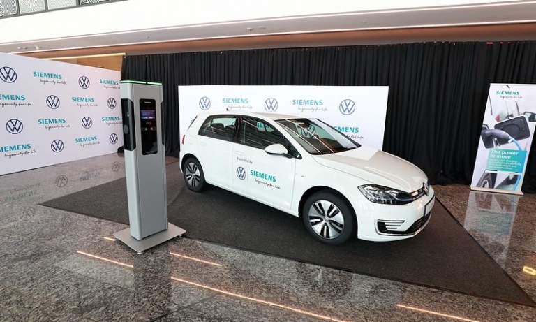 Rwanda Looks to More Electric Vehicles to Combat Air Pollution – KT PRESS