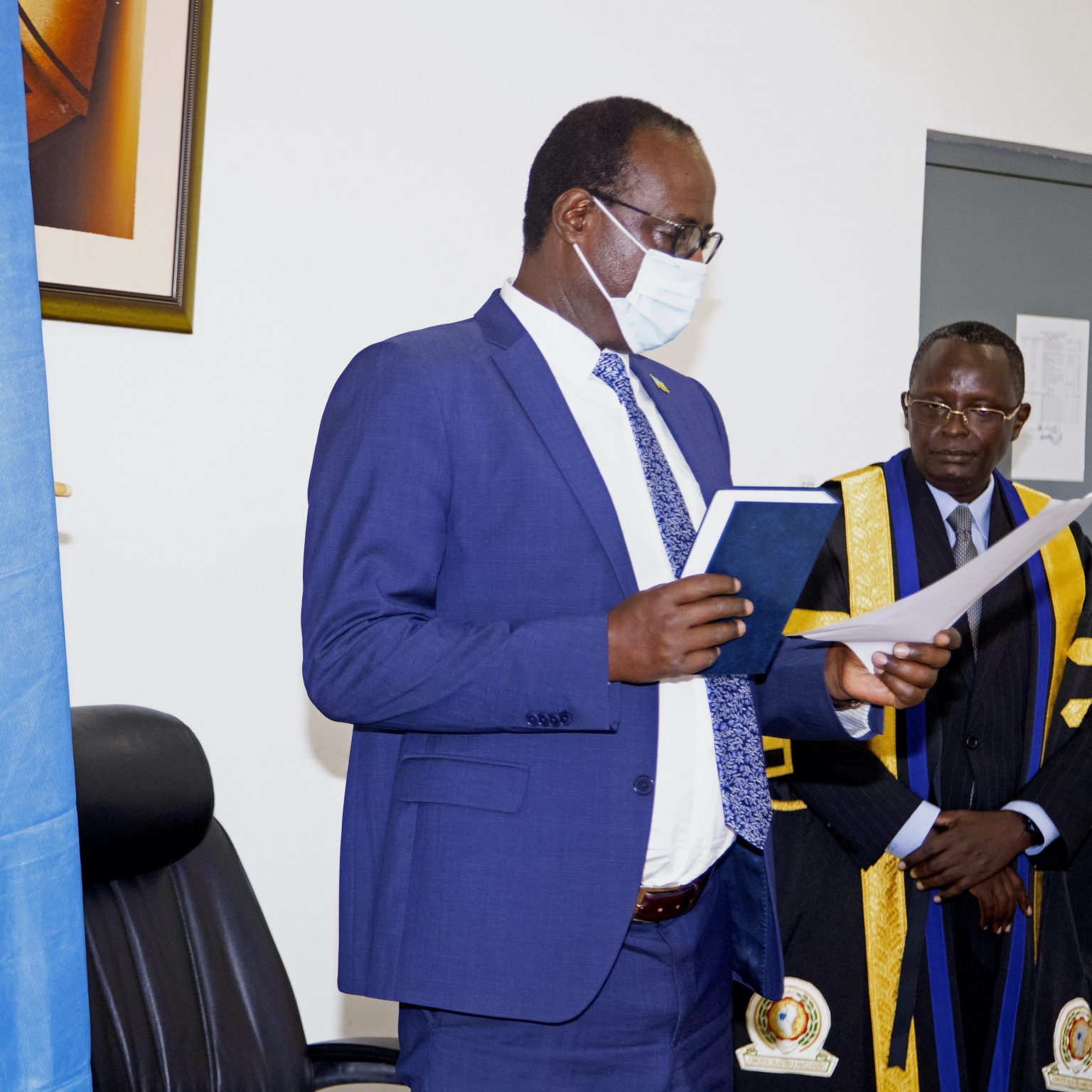 Prof. Nshuti Manasseh Sworn-in By Regional Assembly – KT PRESS