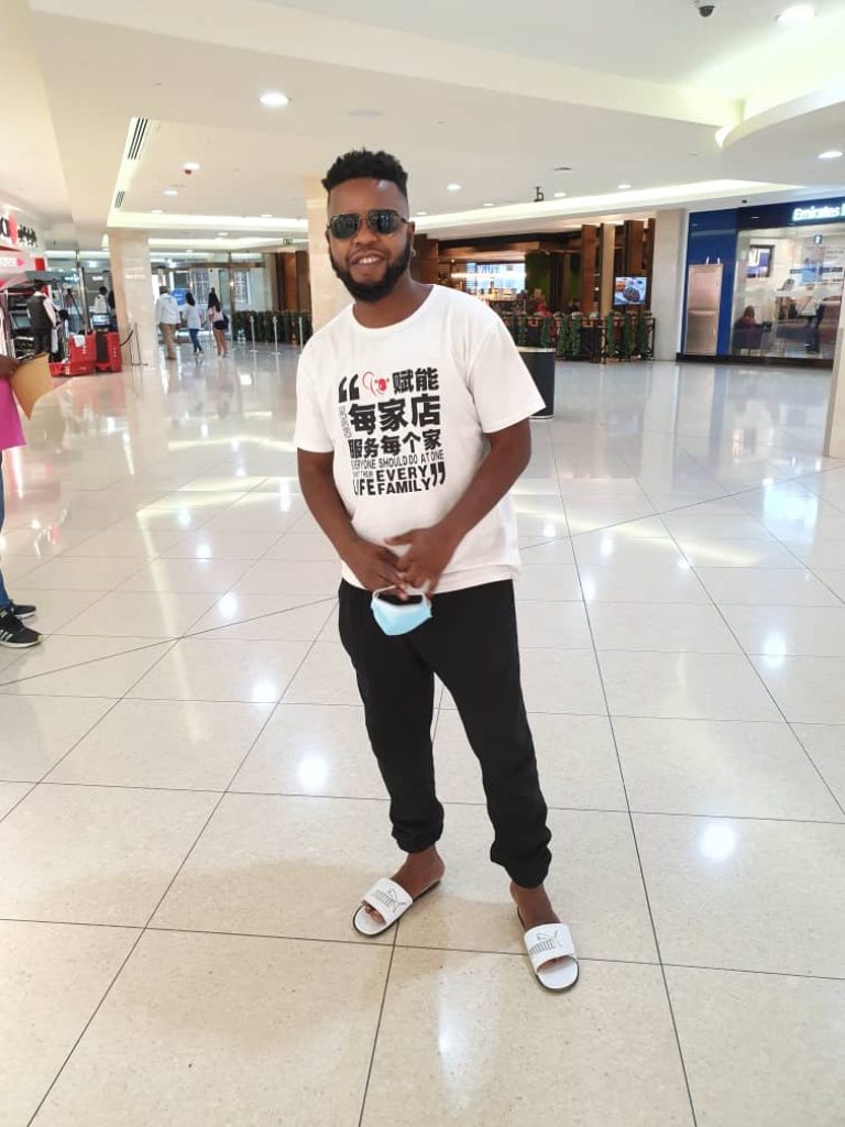 Jay Polly In Dubai for His New Studio Equipment – KT PRESS