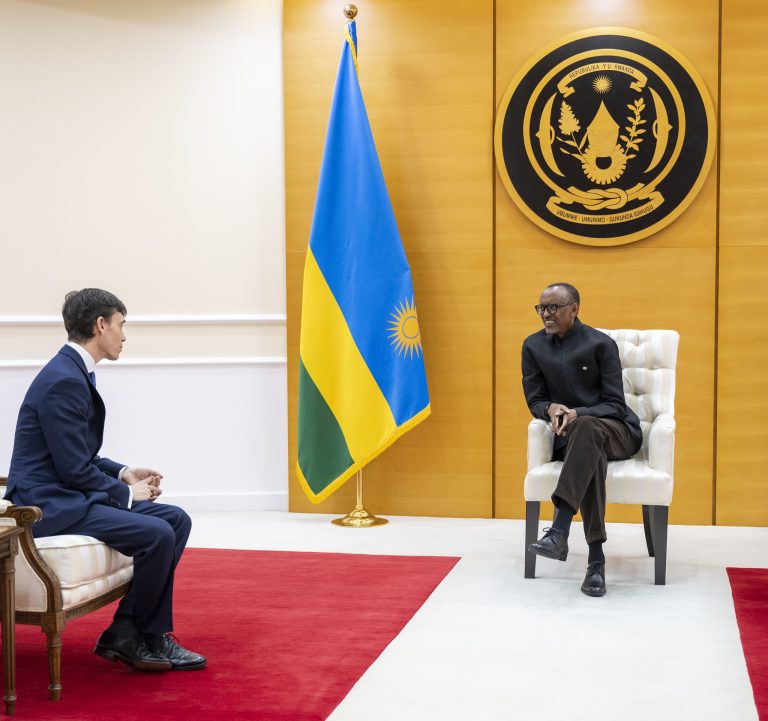 PHOTOS: President Kagame Meets Give Directly Team – KT PRESS