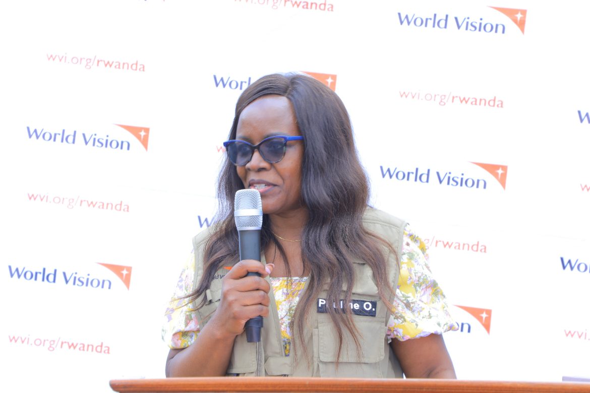 From World Vision with Love: Two Modern Markets for Rutsiro Women – KT ...