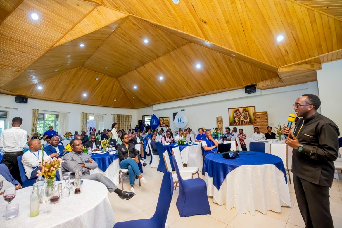 Bank of Kigali Pledges More Support to Muhanga Investors - KT PRESS