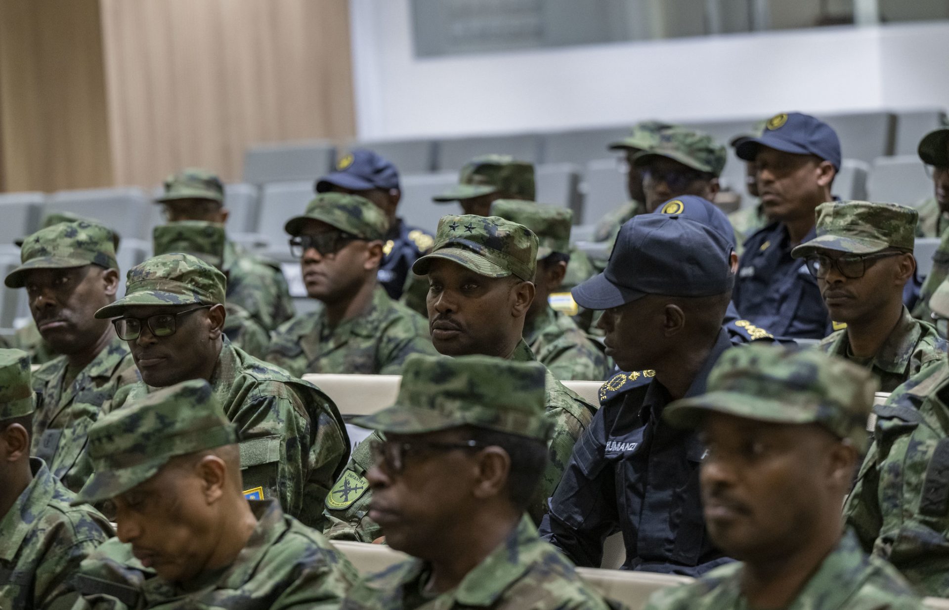 PHOTOS: President Kagame Meets Military And Security Top Brass To ...