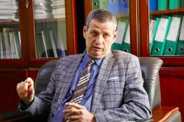 Rwanda Energy Group Reappoints Ron Weiss CEO of REG - KT PRESS