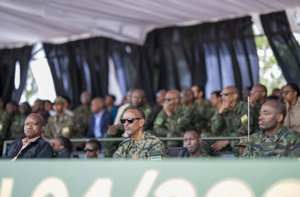 PHOTOS: President Kagame Oversees Finale Of RDF “Hard Punch” Exercise ...