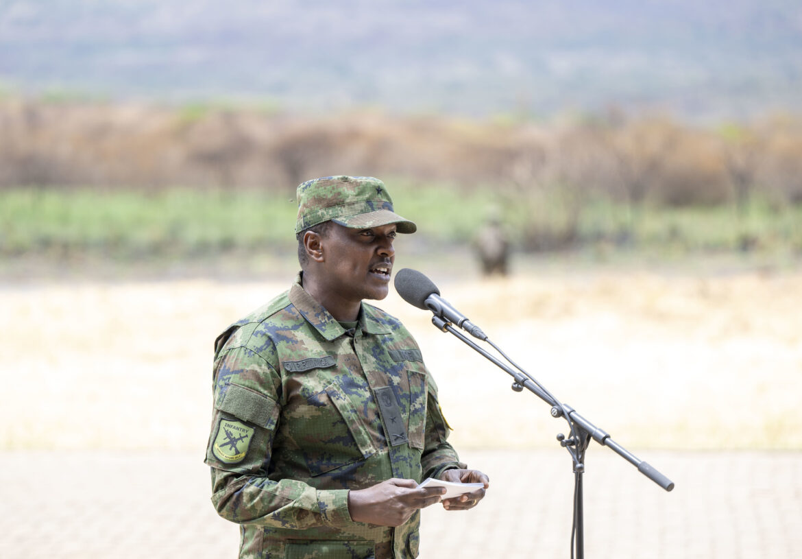 PHOTOS: President Kagame Oversees Finale Of RDF "Hard Punch" Exercise ...