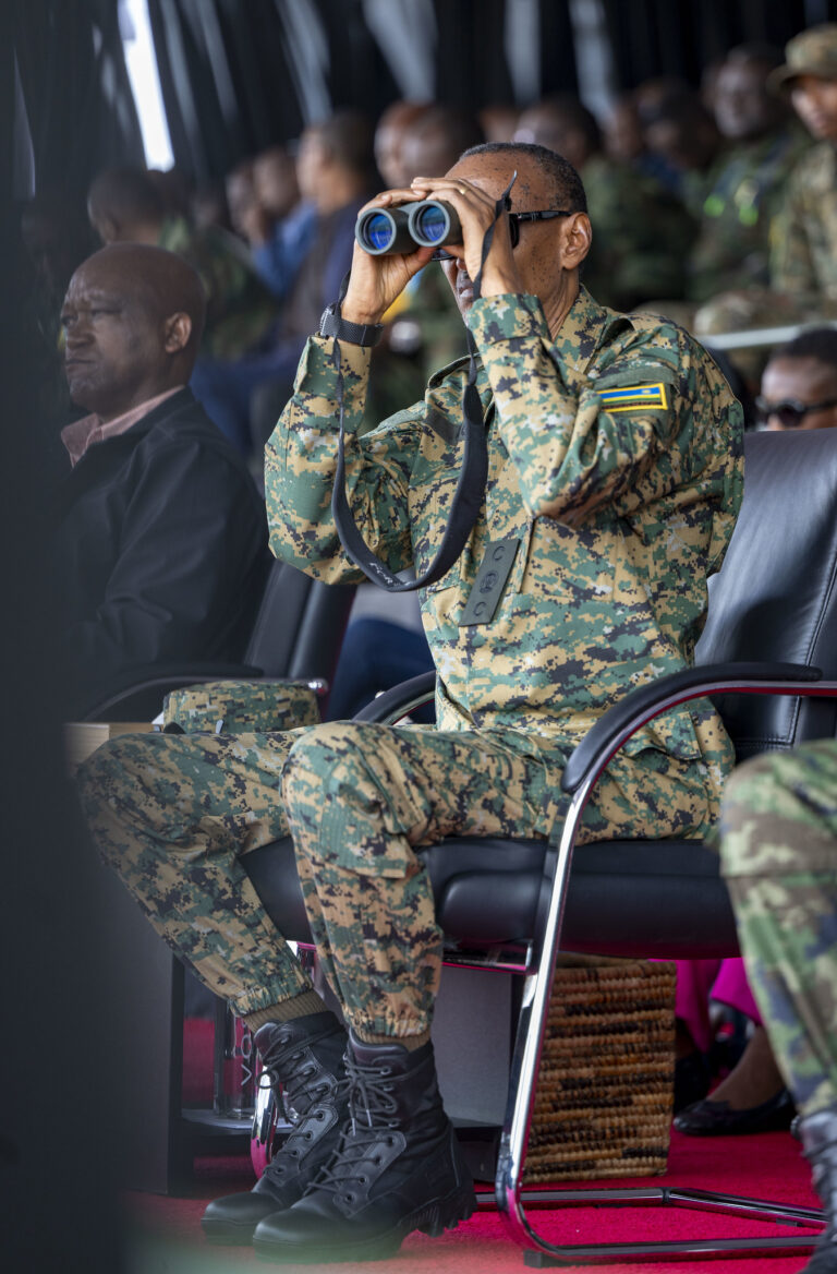 PHOTOS: President Kagame Oversees Finale Of RDF “Hard Punch” Exercise ...