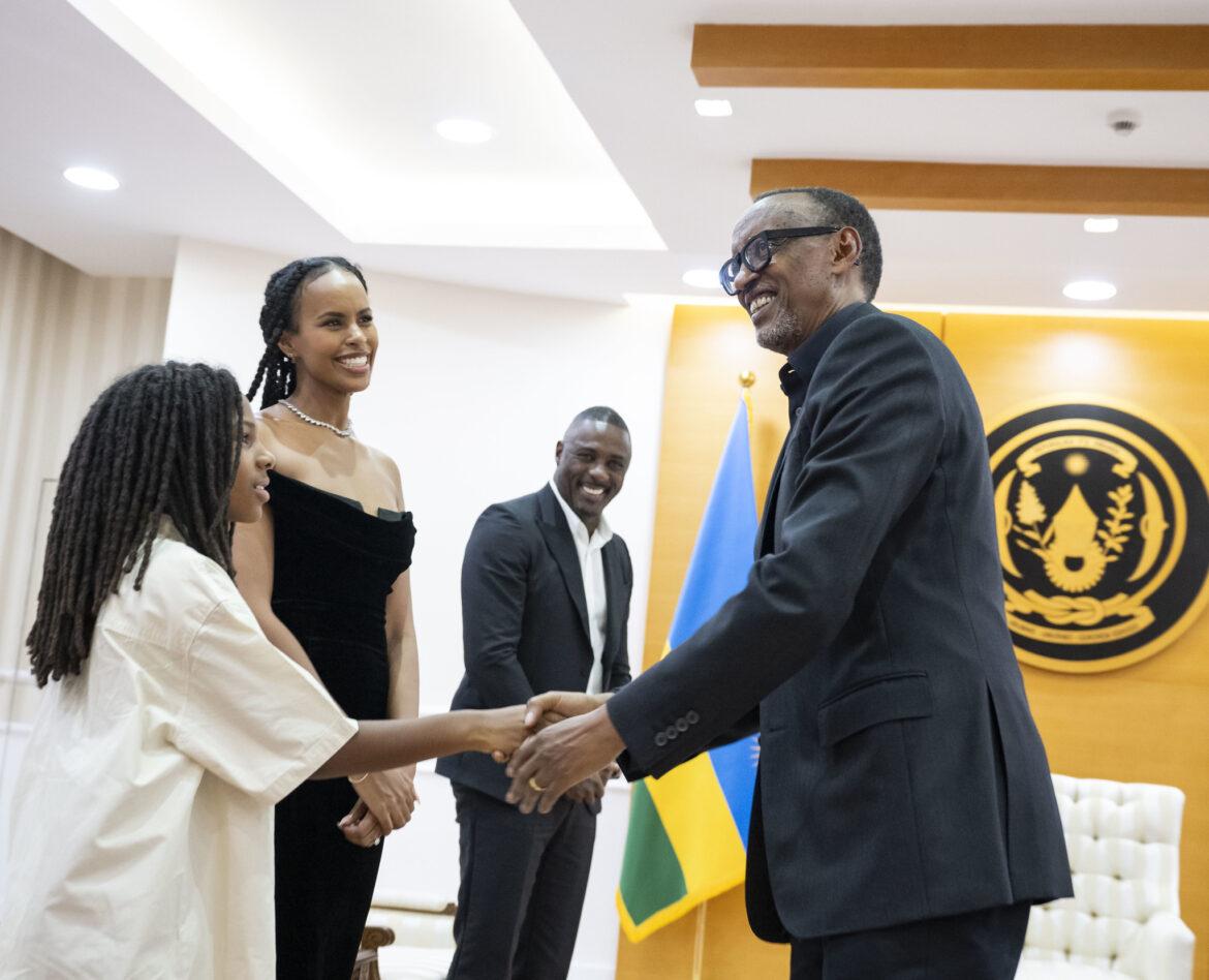 PHOTOS: When President Kagame Met Kwita Izina Stars - KT PRESS