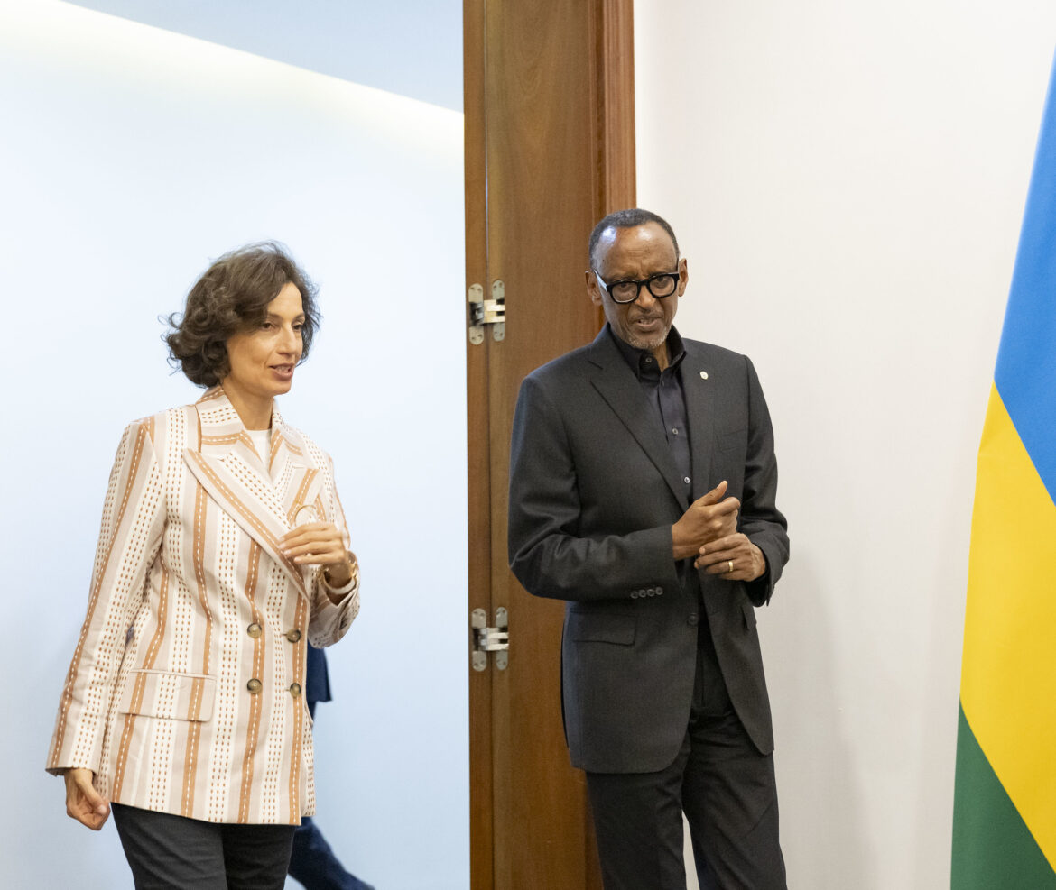 PHOTOS: When President Kagame Met Kwita Izina Stars - KT PRESS