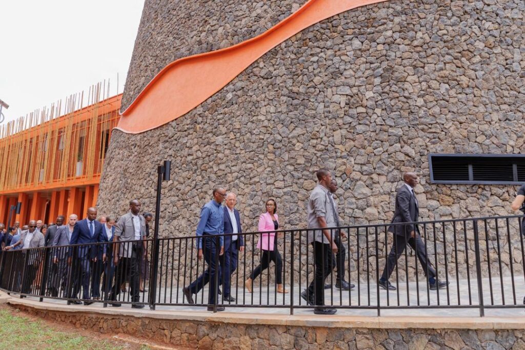 President Kagame Unveils IRCAD Africa Centre of Excellence In Rwanda ...